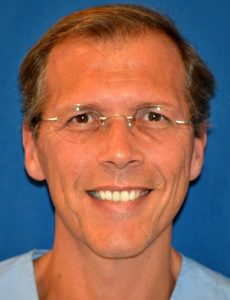 Dr Cristián Leonhardt | Clínica Leonhardt
